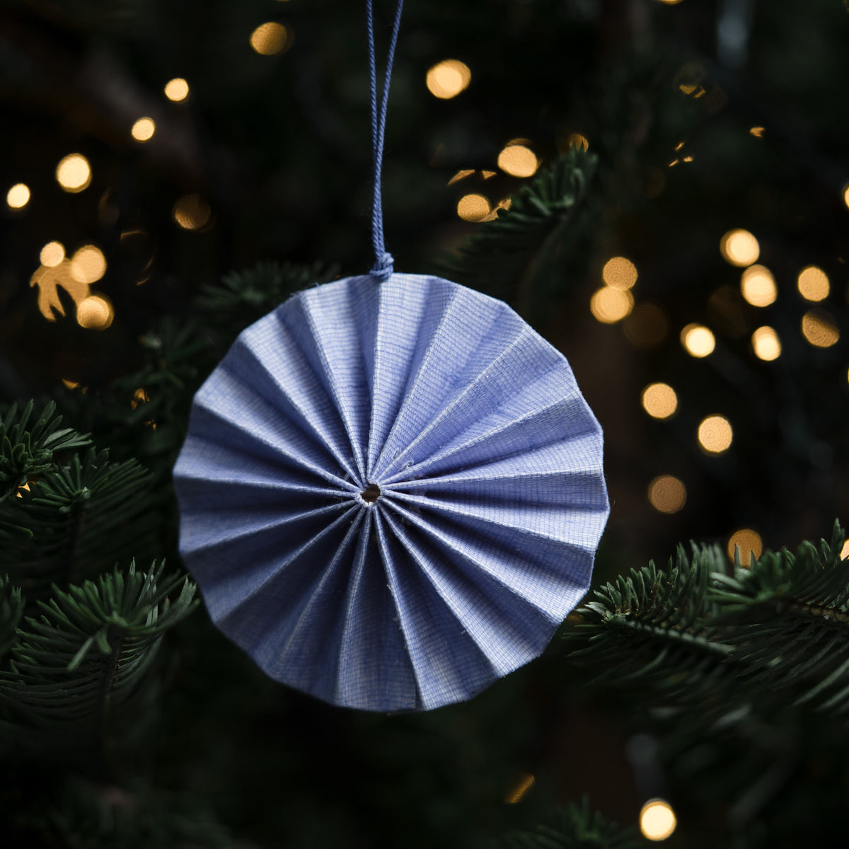 Skye Lavender Paper Hanging Decoration – Bollywood Christmas