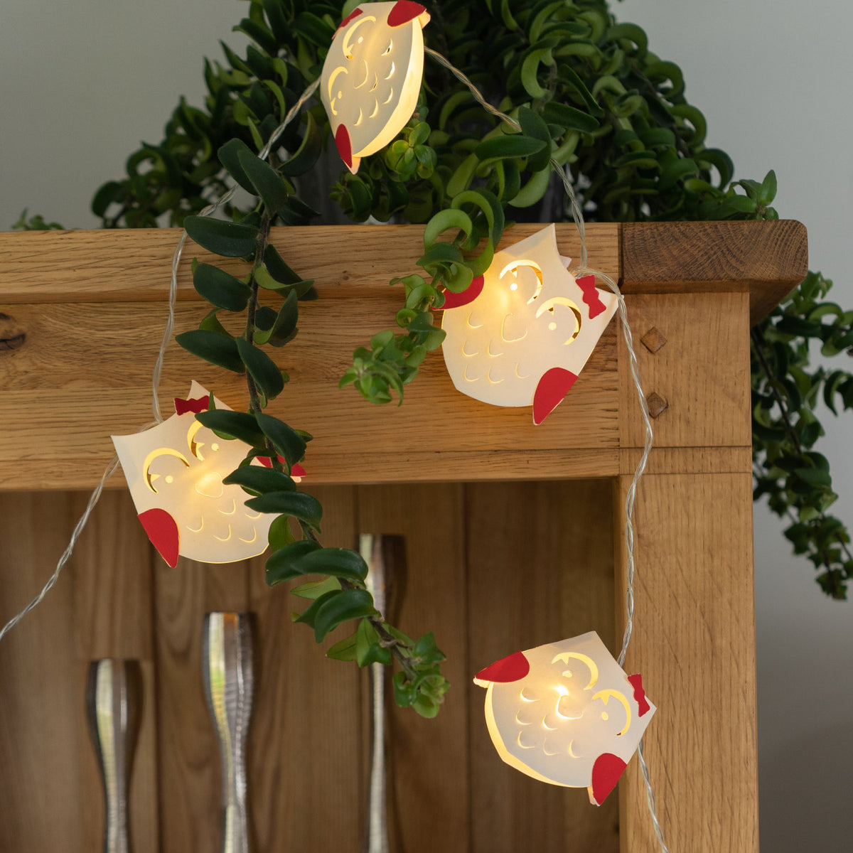 Red & White Owl LED Paper String Fairy Lights – Bollywood Christmas